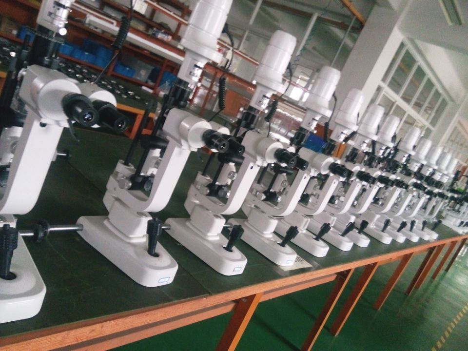 Best Quality Ophthalmic Slit Lamp Two Magnification Slit Lamp ...